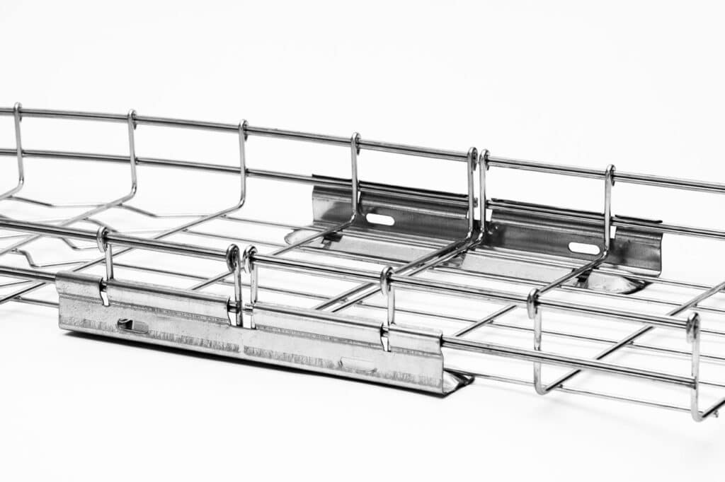 Clip automático para unir tramos de charolas Electro Zinc Charofil